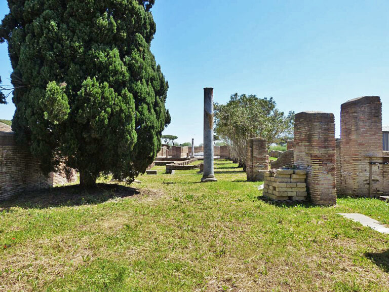 Schola del Traiano - Römer-Tour